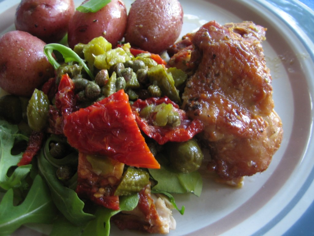 Eat Crispy Chicken Thighs With Sun-dried Tomatoes And Cornichons ...